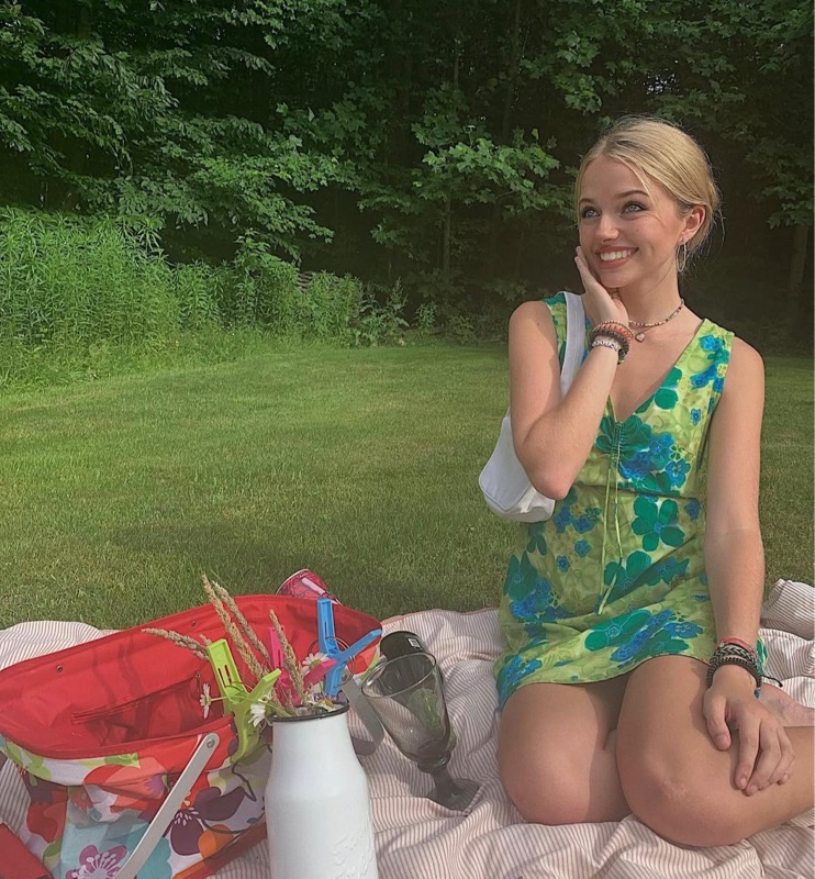 sab💚🍀 (@sabrina__grace) is LIVE - TikTok LIVE