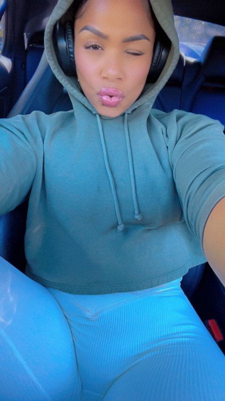 Chelsea..M💋 (@chelsea..maria) is LIVE - TikTok LIVE