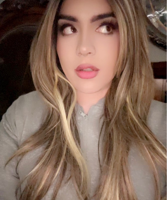 𝓡 (@feline.energy2) is LIVE - TikTok LIVE