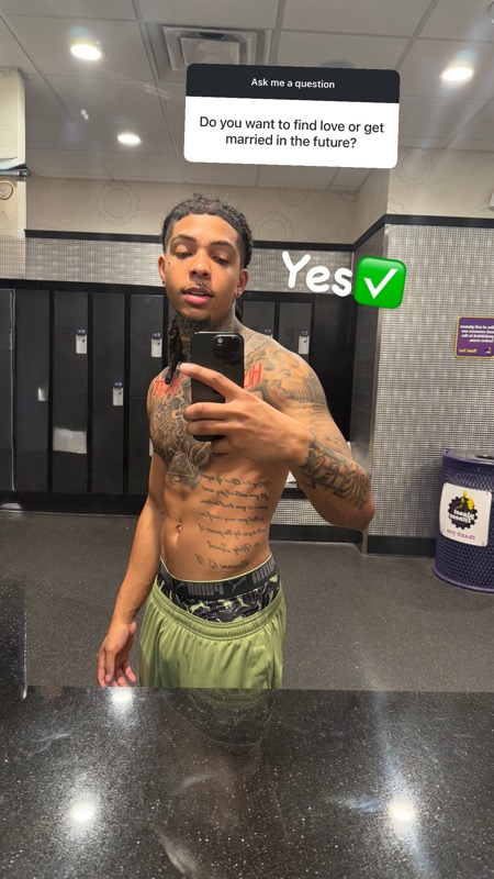 Yungin AJ (@woahaj1) is LIVE - TikTok LIVE