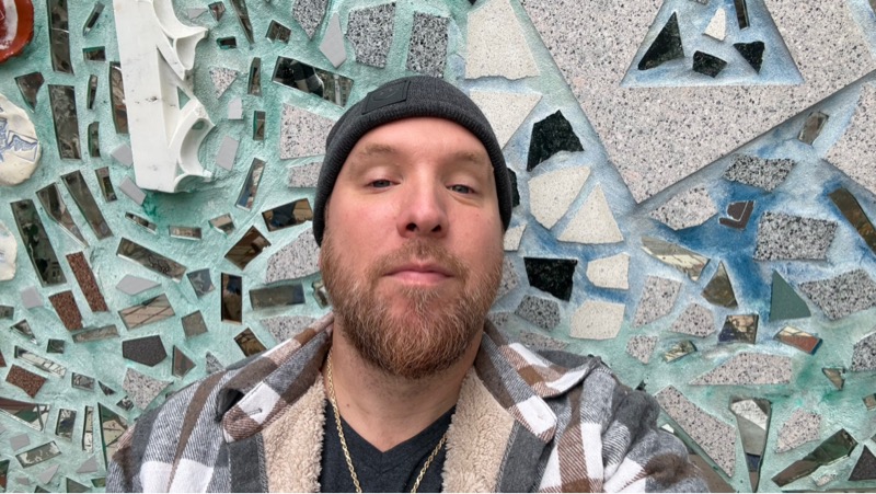 Mike Hitt (@metahitt) is LIVE - TikTok LIVE