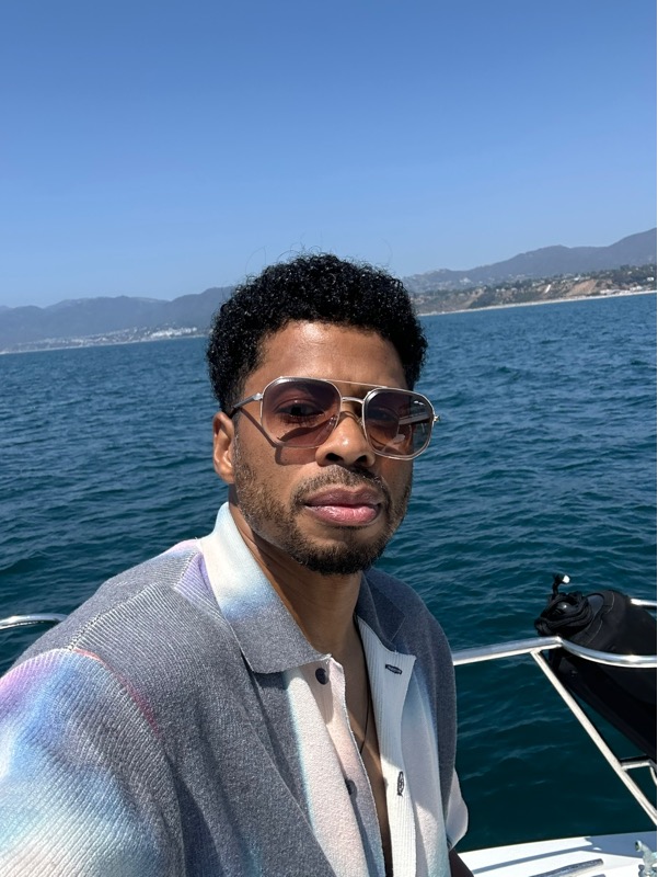 Chester Gregory (@chestergregory) is LIVE - TikTok LIVE
