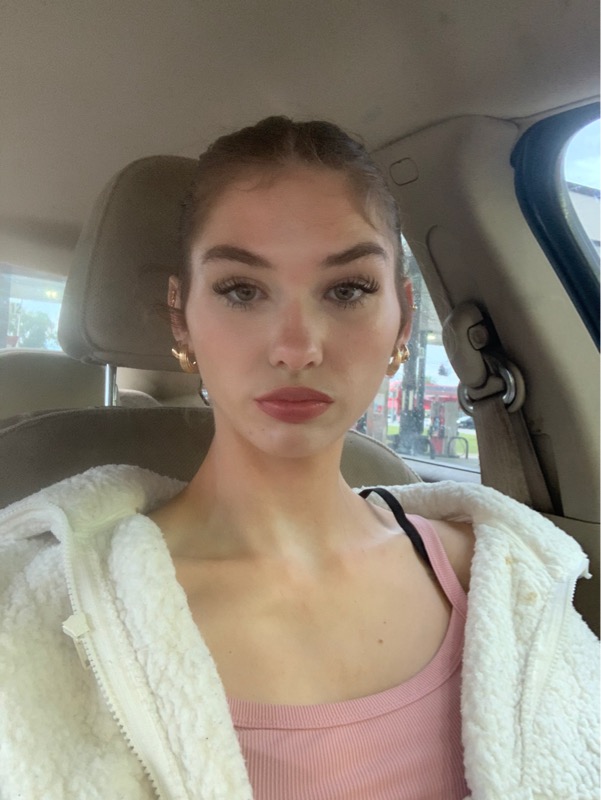 Nevaeh☀️ (@nevaehstephens_) is LIVE - TikTok LIVE